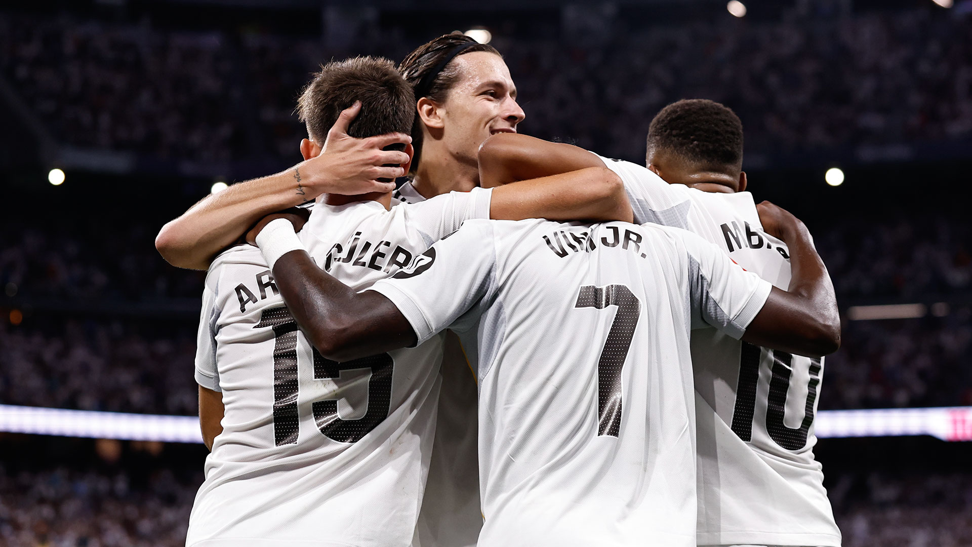 Alavés-Real Madrid to be played on Sunday, 14 December, at 9 pm