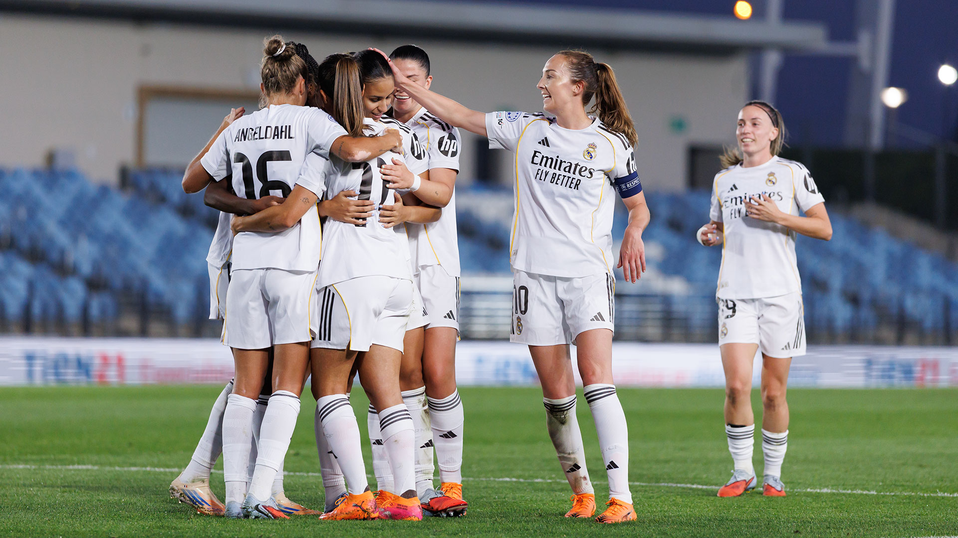 Real Madrid-Wolfsburg: crucial clash on matchday 5 of Women's Champions ...