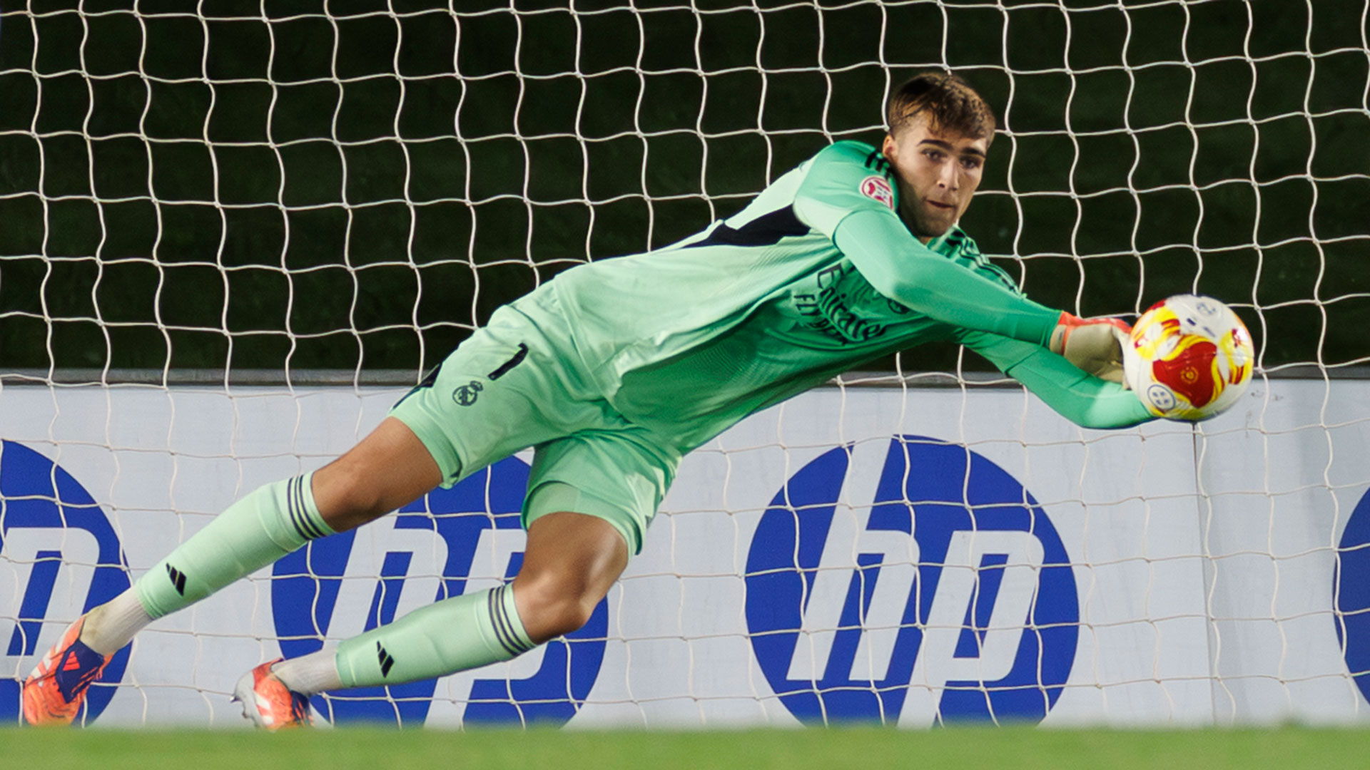 Fran González's decisive saves