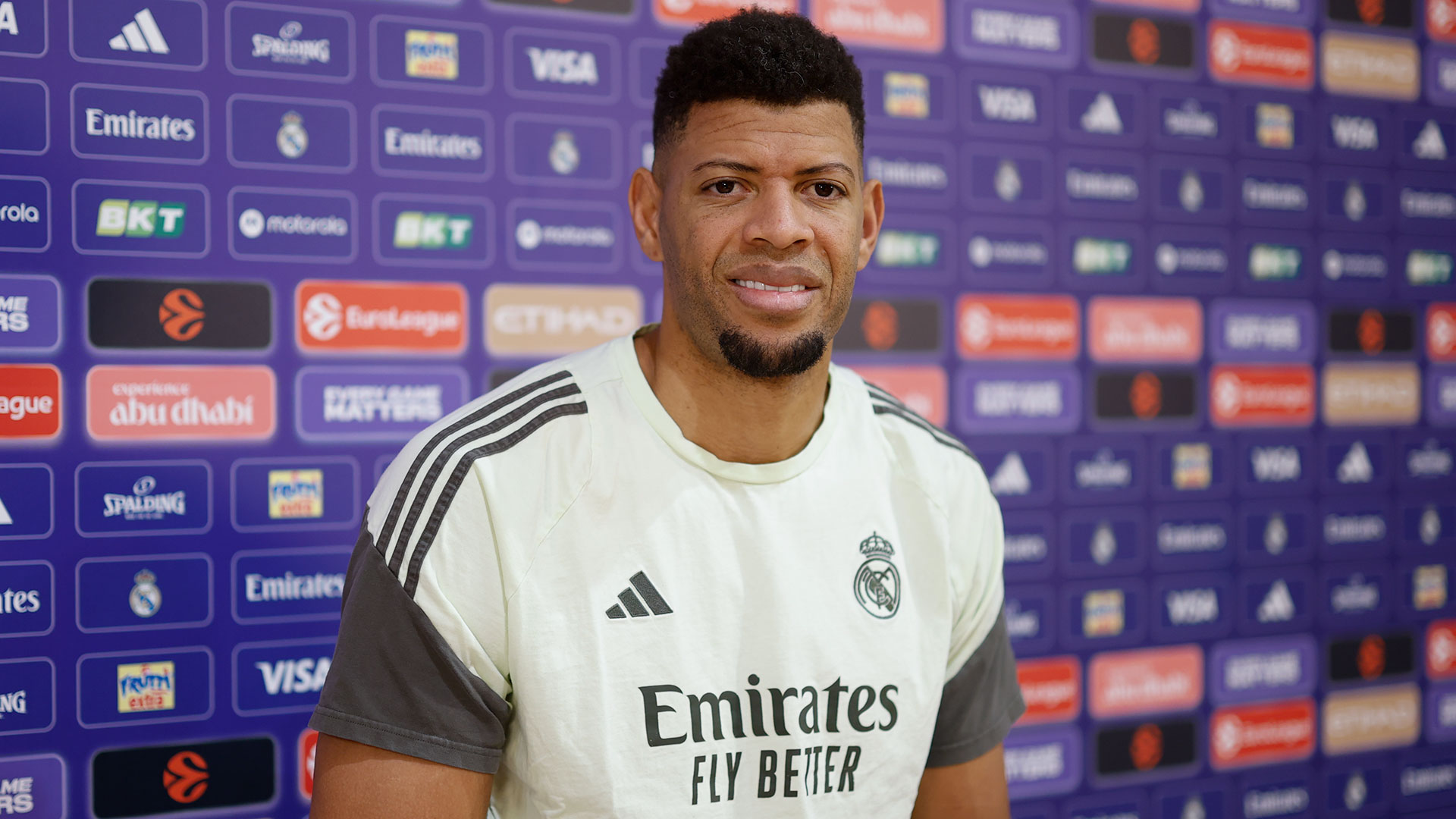 Tavares: “We have to be solid and secure victories away from home”
